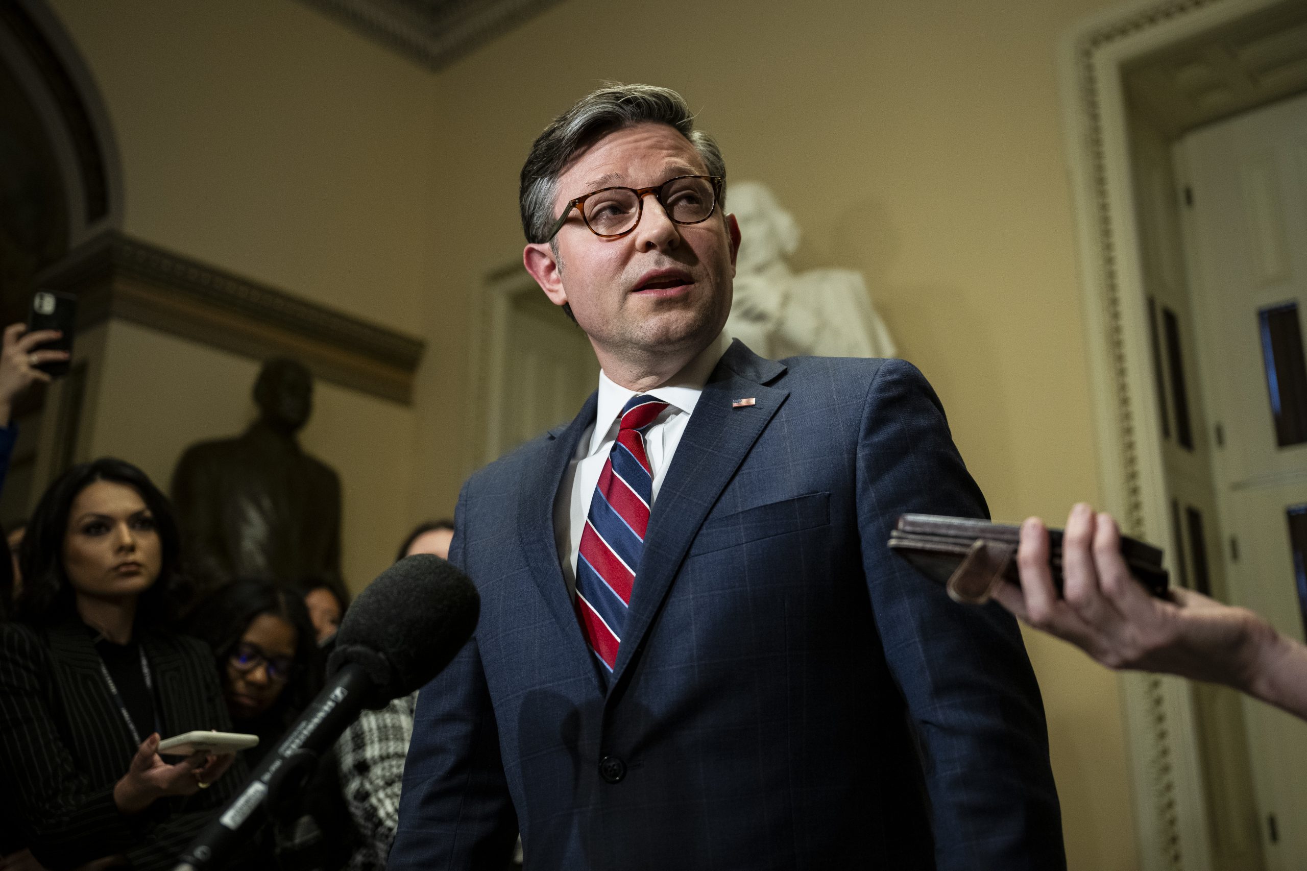 Ukraine Aid: Is Congress About to Find a Magic Wand? - CEPA